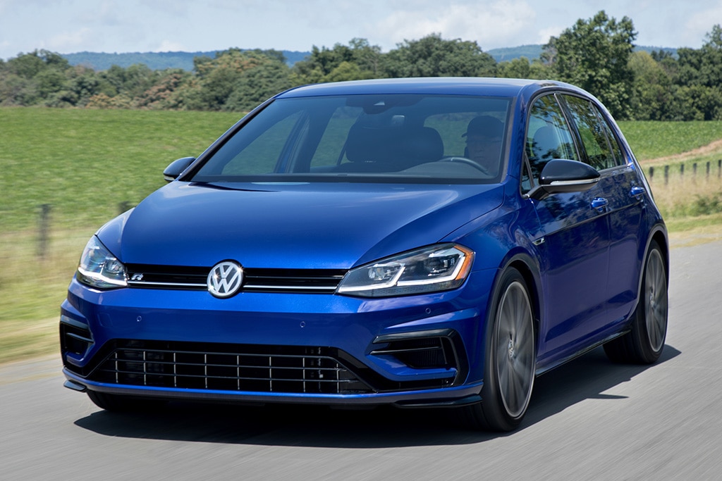 2019 Volkswagen Golf R Review - Autotrader