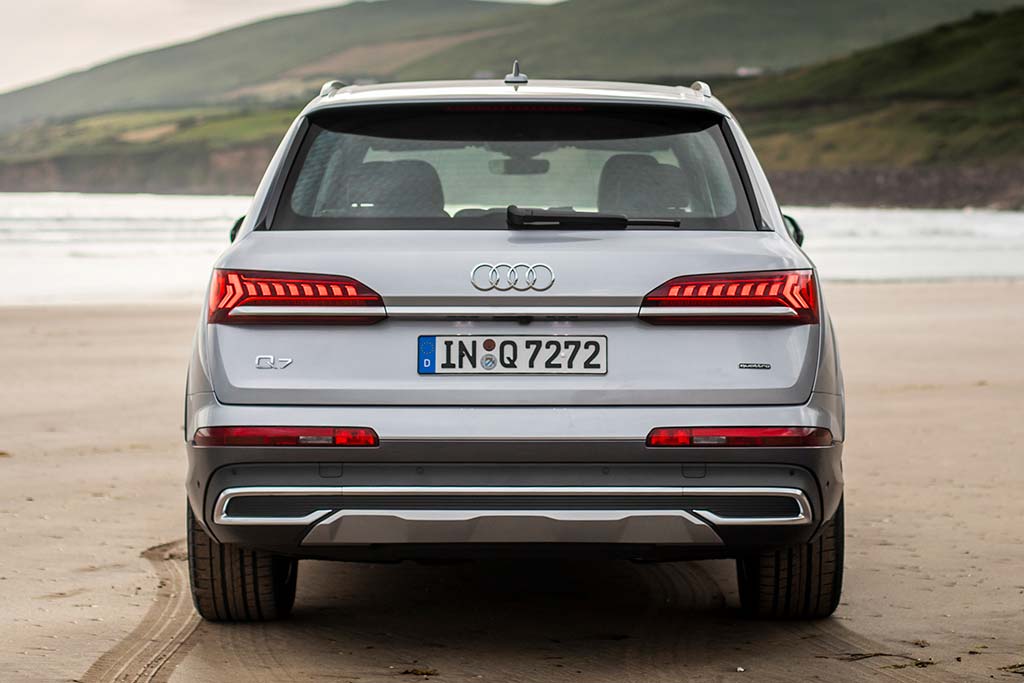 2020 Audi Q7 Review - Autotrader