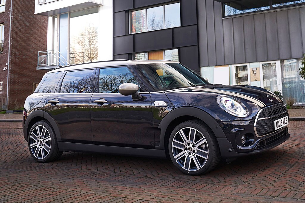 2021 Mini Clubman Review - Autotrader