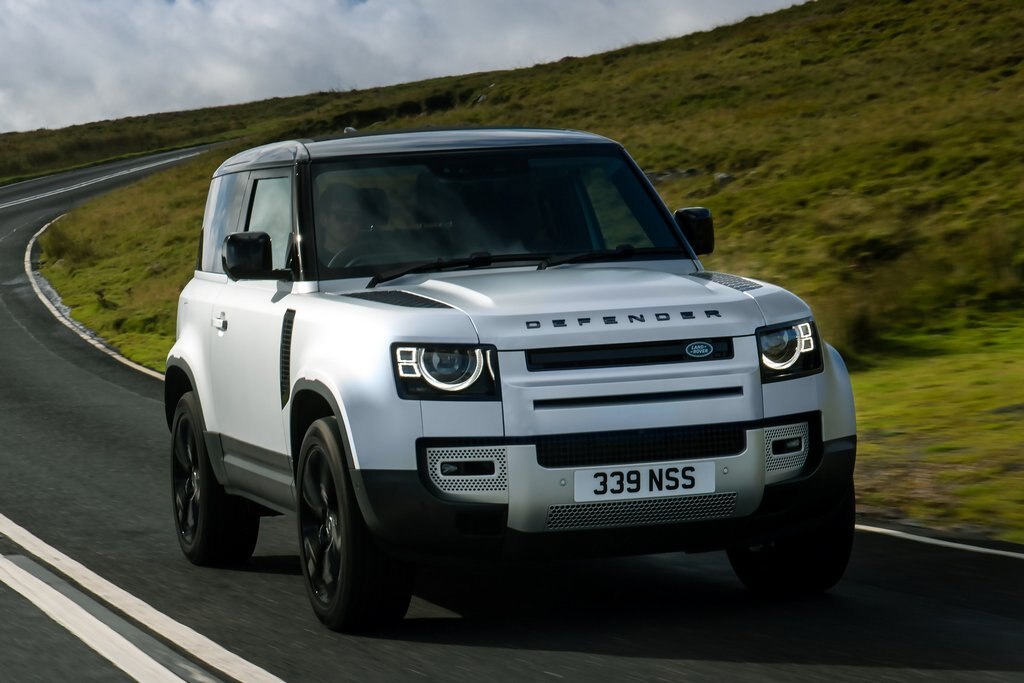 2021 Land Rover Defender Review - Autotrader