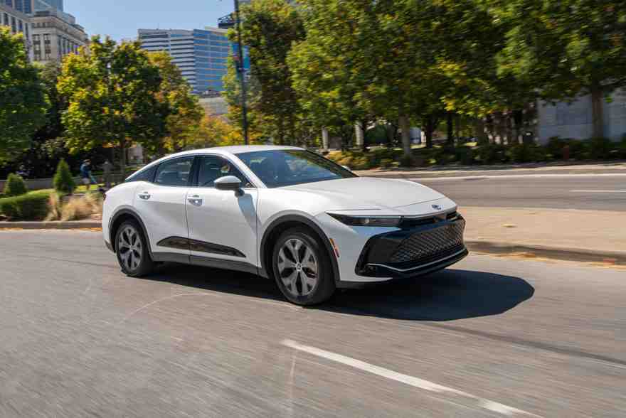 2023 Toyota Crown: Choosing the Right Trim - Autotrader