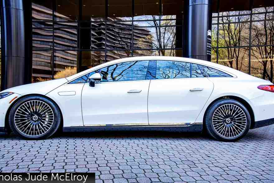 2023 Mercedes-EQ EQS: Choosing the Right Trim - Autotrader