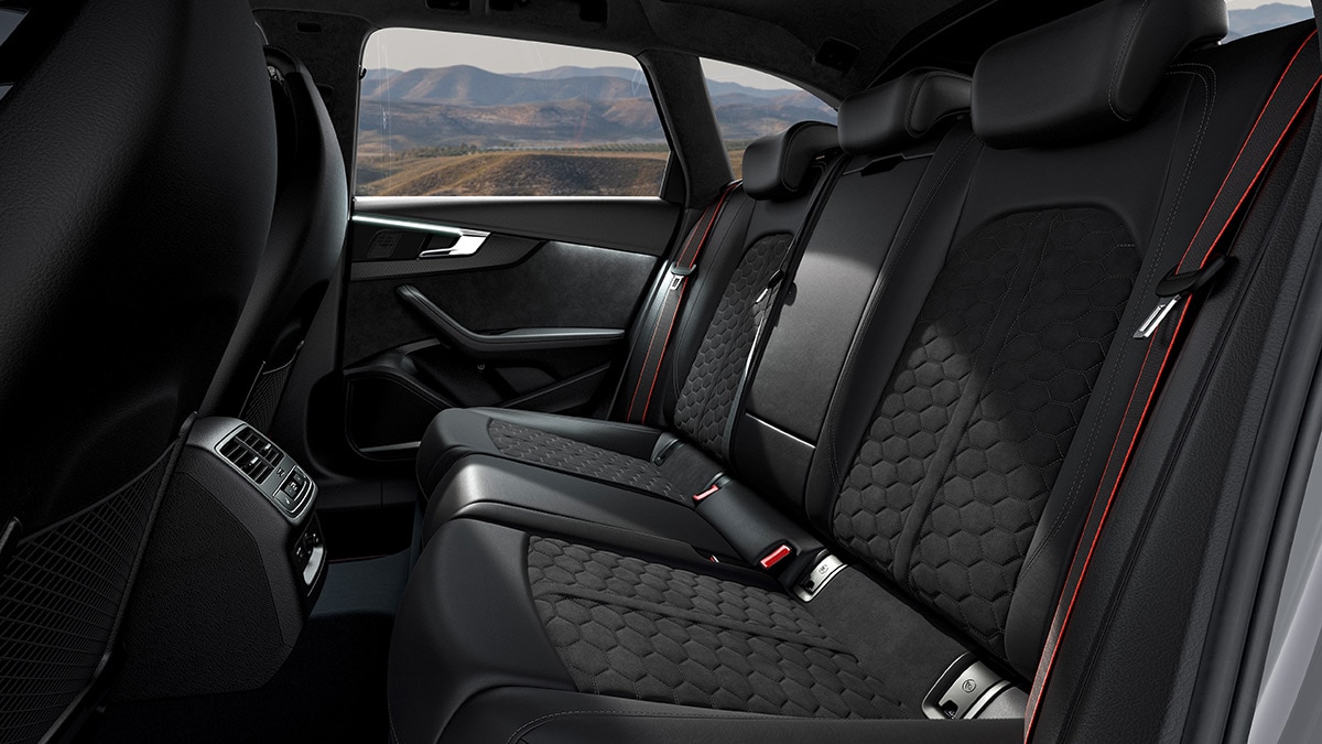 Audi Rs4 Avant Interior
