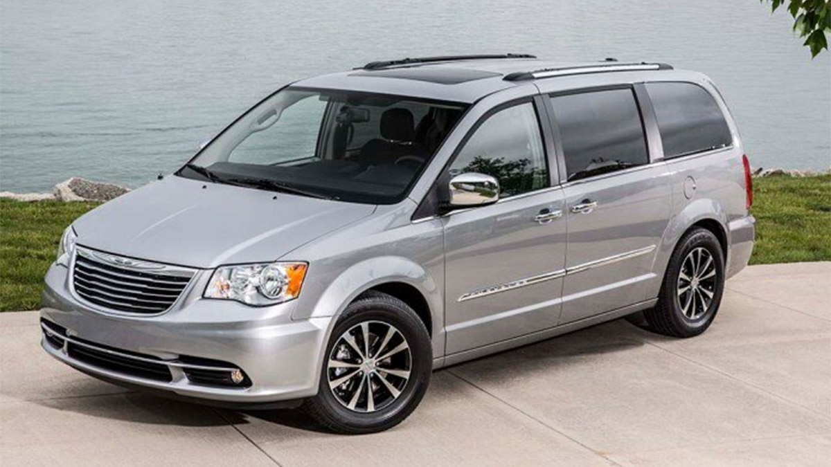 Best Used Minivans on a $20,000 Budget - Autotrader