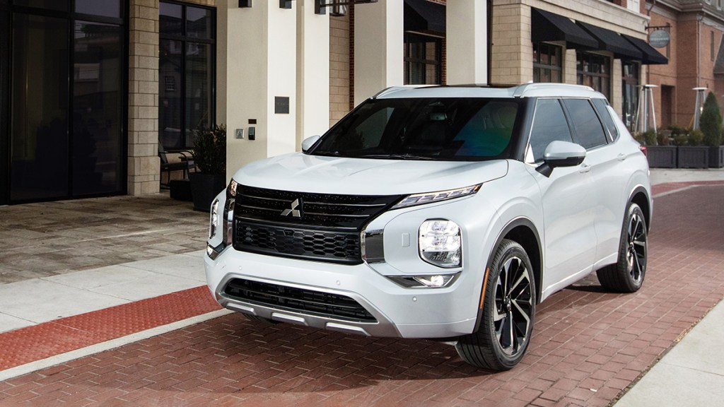 The Cheapest New 3-Row SUVs for 2024 - Autotrader