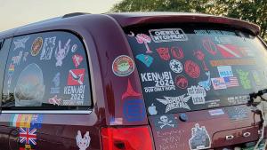 How to Remove Car Decals - Autotrader